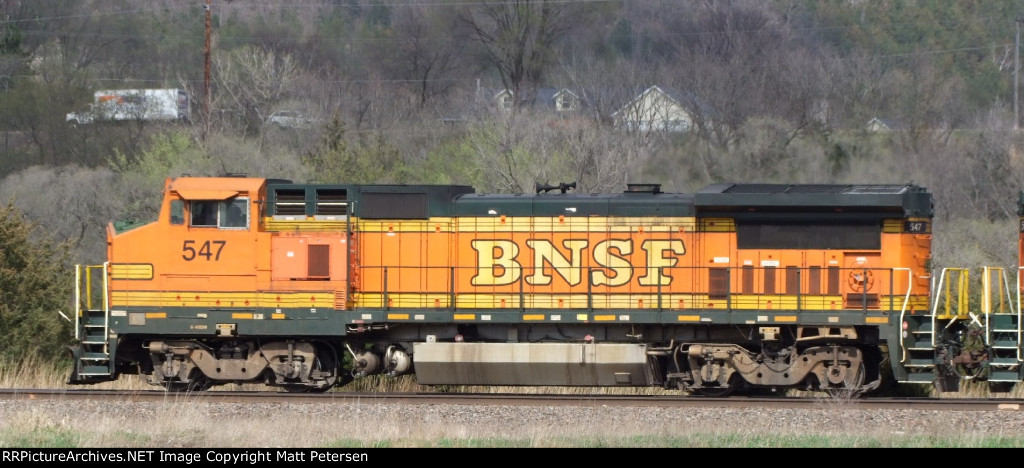 BNSF 547